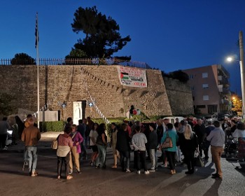 Με τους λαούς που παλεύουν για λευτεριά και δίκιο! | ΠΑΛΑΙΣΤΙΝΗ ΠΟΛΕΜΟΣ ...