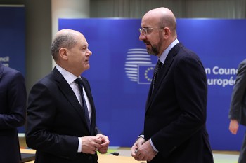 Σύνοδος Κορυφής της ΕΕ για «ταχεία στρατιωτική βοήθεια» στην Ουκρανία ...