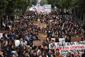 Σήμερα μιλάει ο λαός! `Η τα κέρδη τους ή οι ζωές μας | ΠΟΛΙΤΙΚΗ ...