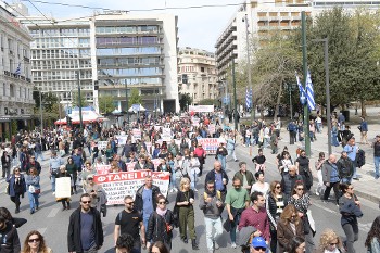Καταστολή και χημικά από την κυβέρνηση, αντί για απαντήσεις στα δίκαια ...