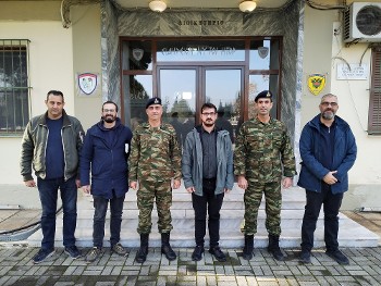 Τις 303 και 304 ΠΕΒ σε Λάρισα και Βόλο επισκέφτηκαν κλιμάκια του ΚΚΕ ...